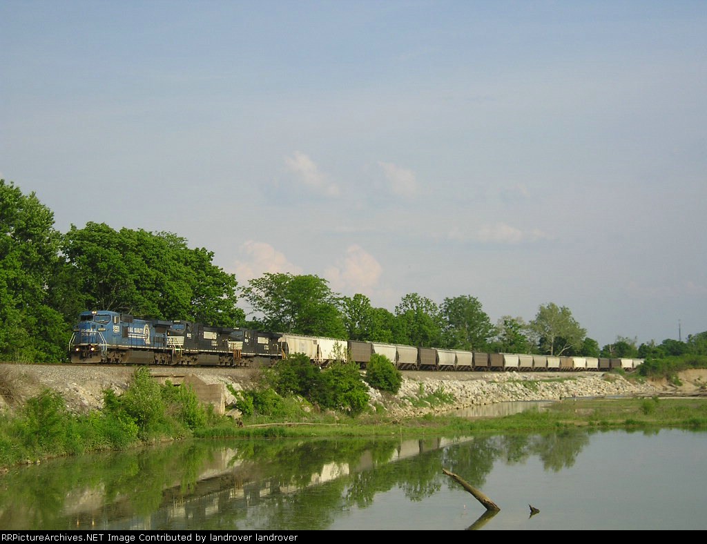 NS 8443 On NS 52 A Westbound